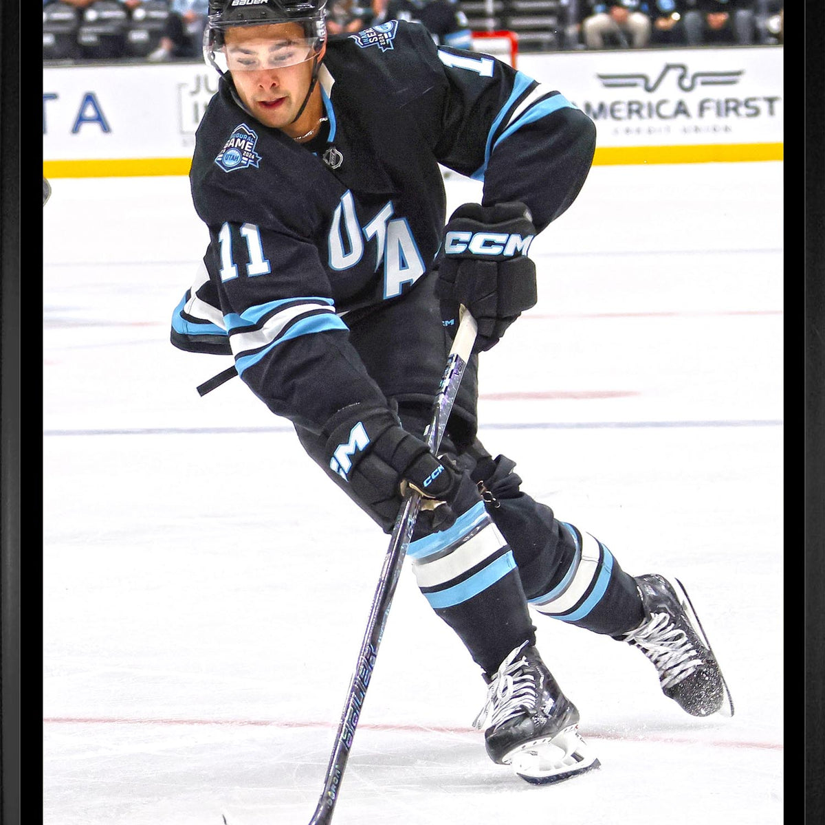 Dylan Guenther 20x29 Framed CanvasUtah Mammoth – Frameworth Sports ...
