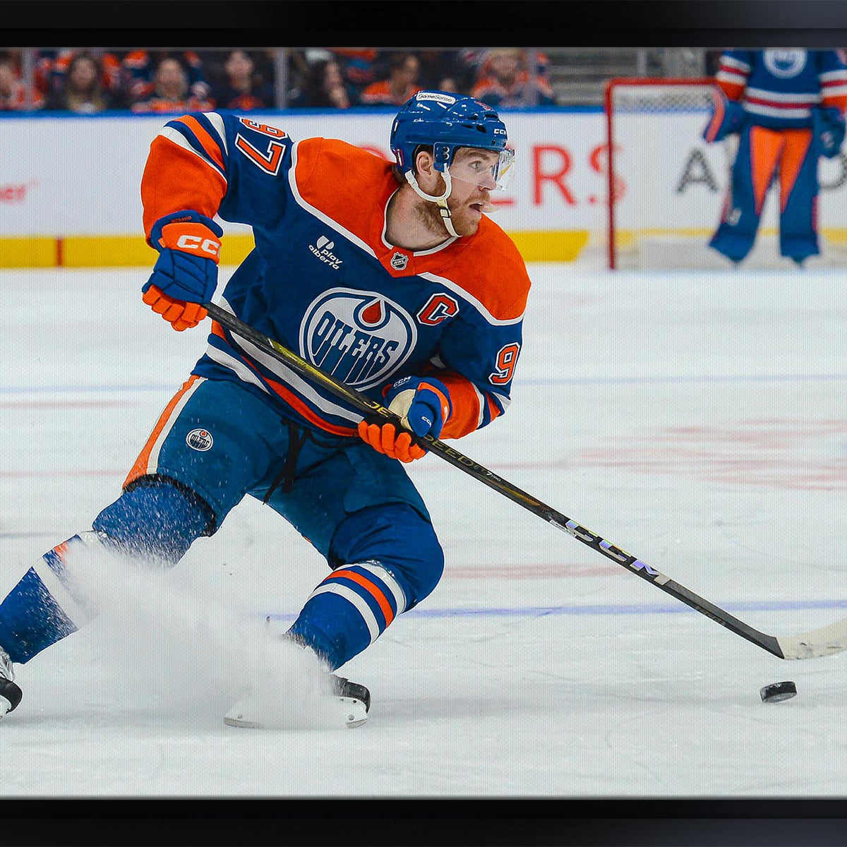 Connor McDavid 20x29 Framed Canvas Oilers 2025 Playoffs – Frameworth ...